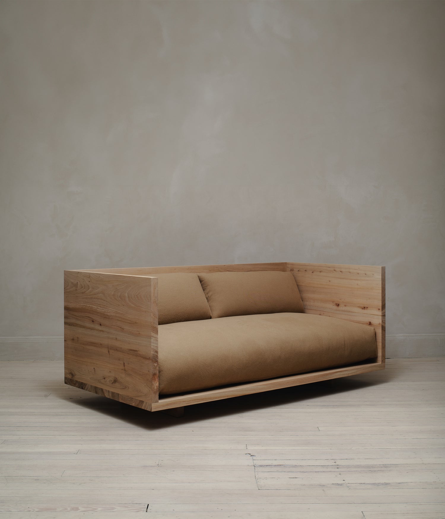 Sofa - Oiled Elm – evan kinori