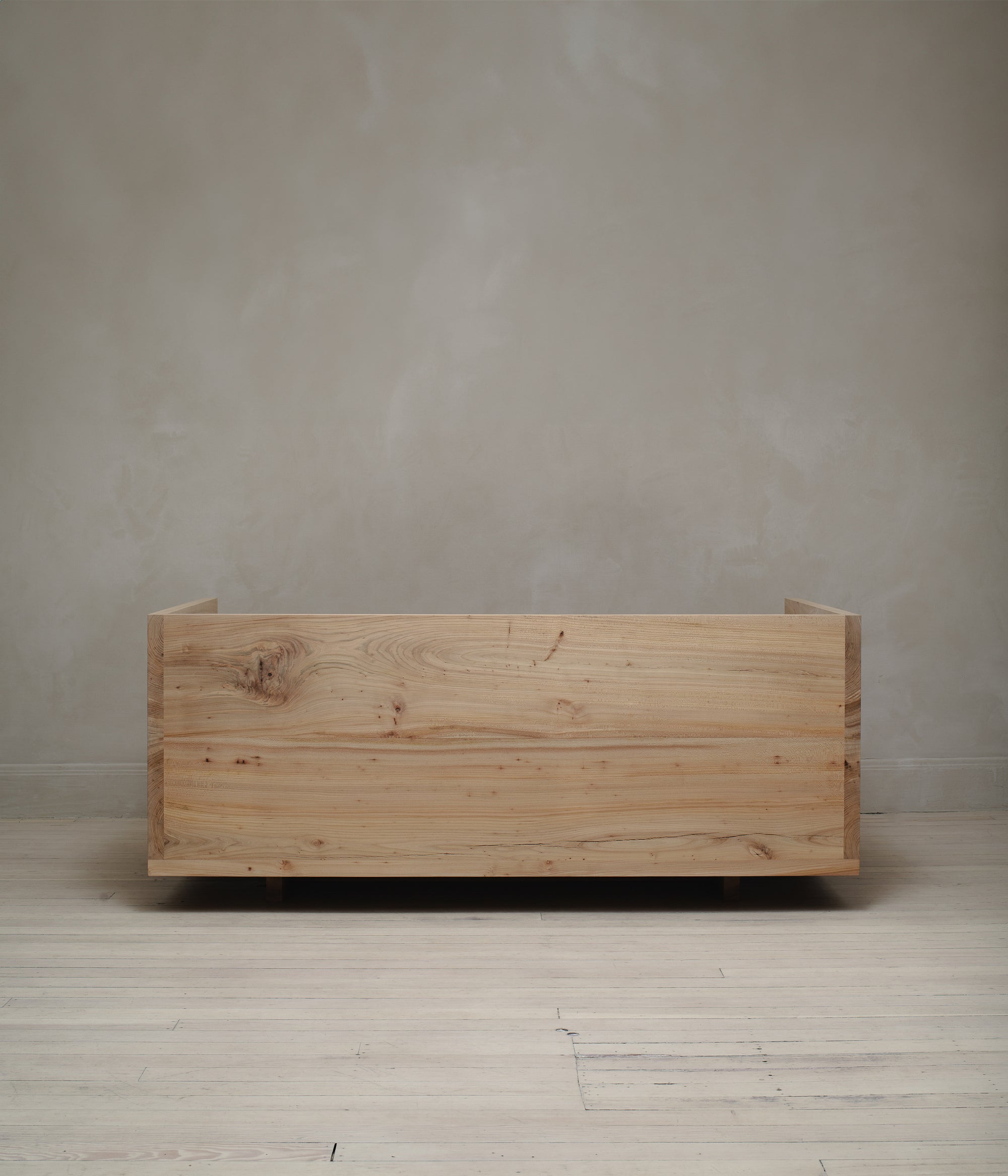 Sofa - Oiled Elm – evan kinori